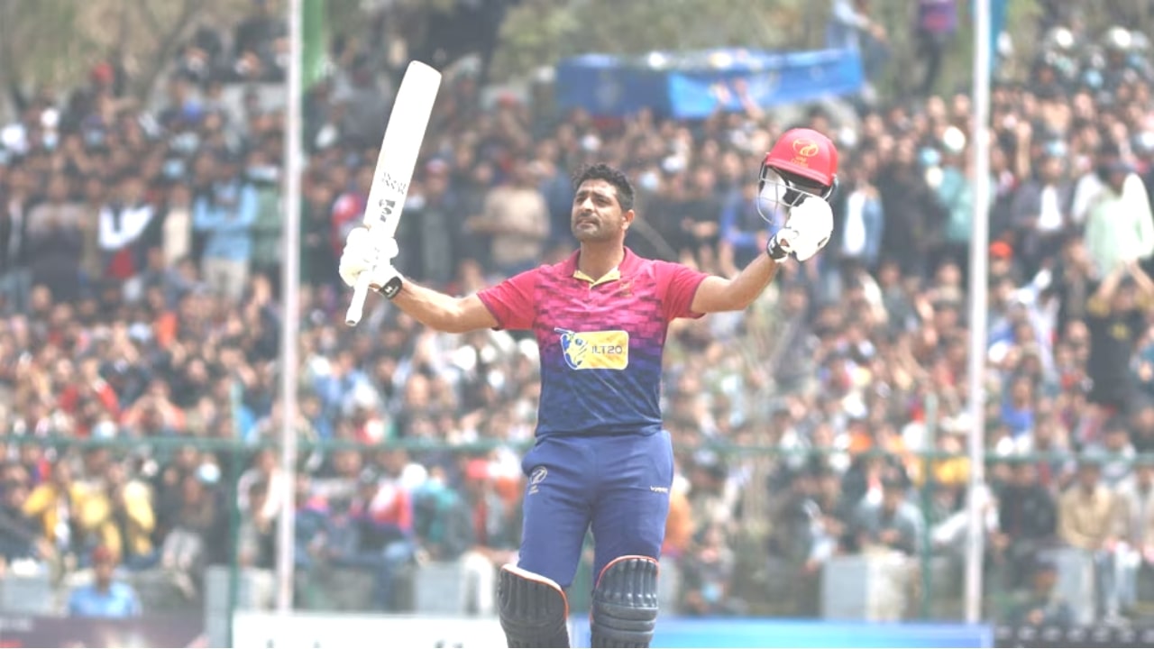 Ab De Villiers' Record Kept Breaking; This Batsman Scored 101 Runs In Just 41 Balls